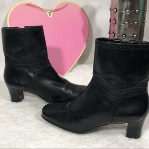 Michelle D | Shoes | Michelle D Black Leather Ankle Boots | Poshmark